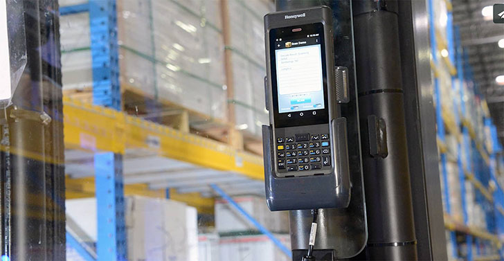 Rugged PC Review.com - Handhelds and PDAs: Honeywell CN80